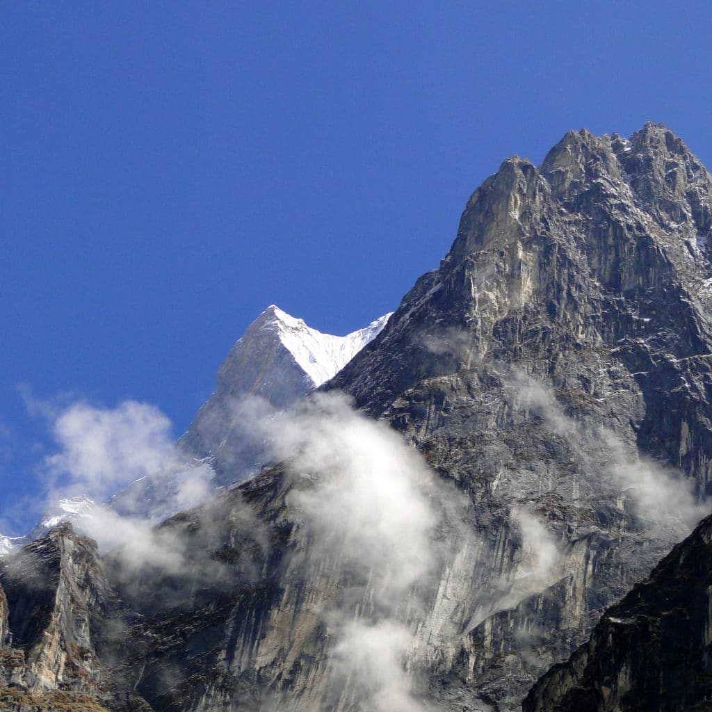 Kopra Ridge Trek par le lac Khayer